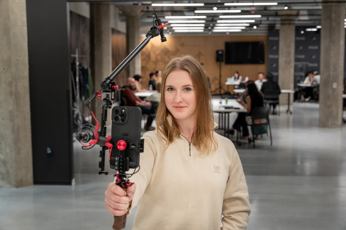 Microphone Connection Guide for Your Smartphone Using MicroBOOM